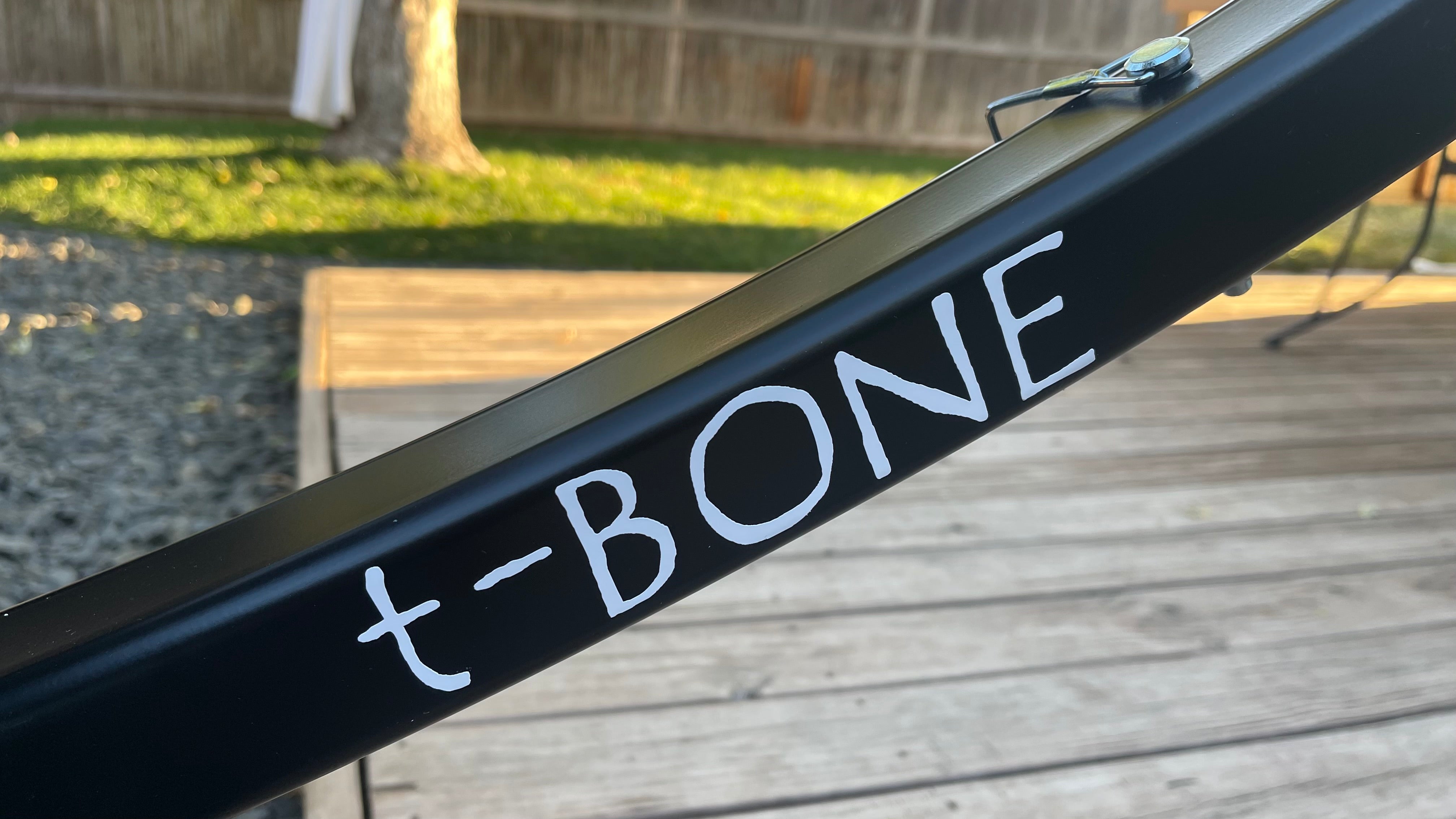 Boonedox T-Bone Bed Extender - Hitch Extender for Trucks and Kayaks ...